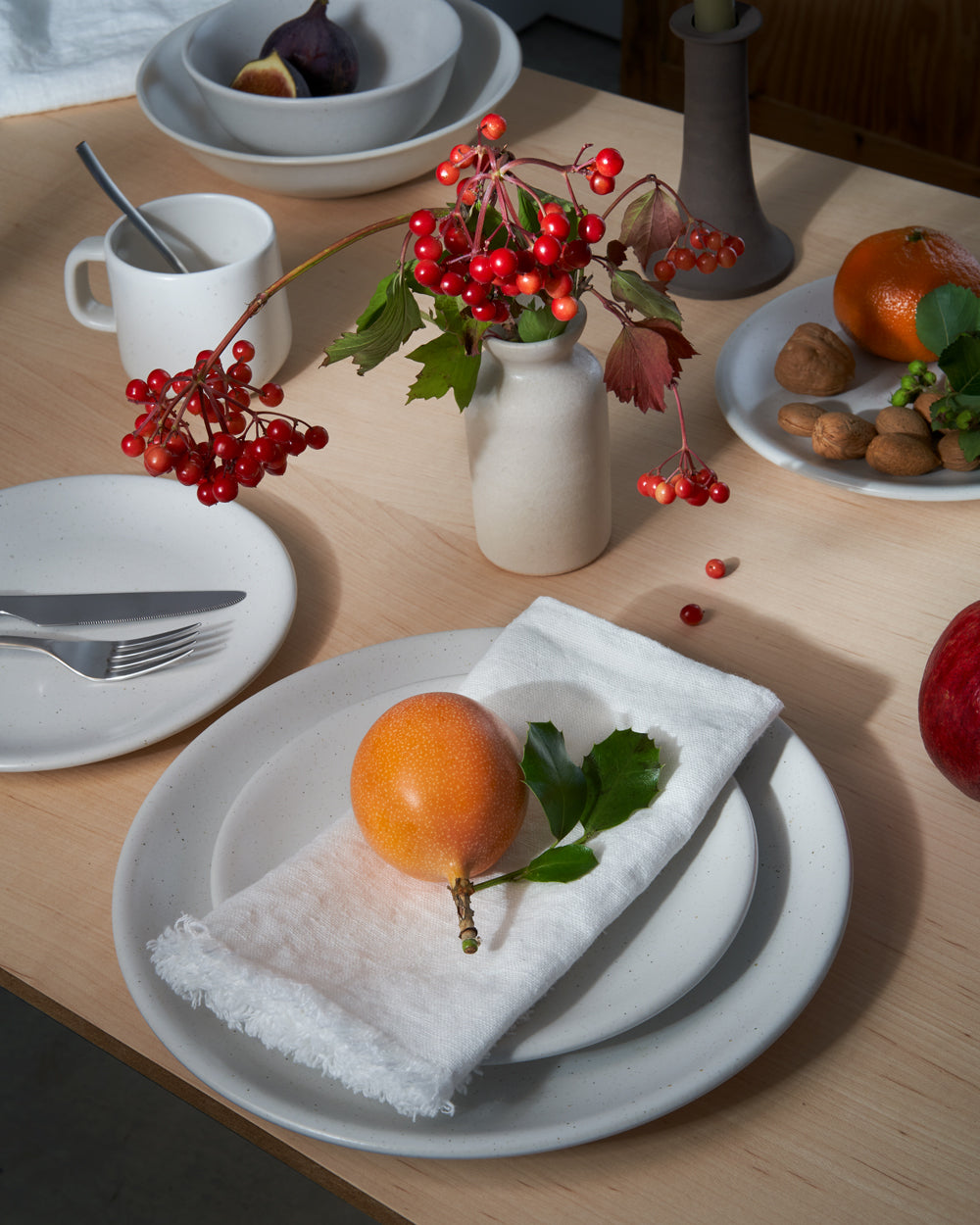 12, 16, 20 & 4 Piece Stoneware Dinner Set | Ceramic Dinnerware | Monoware